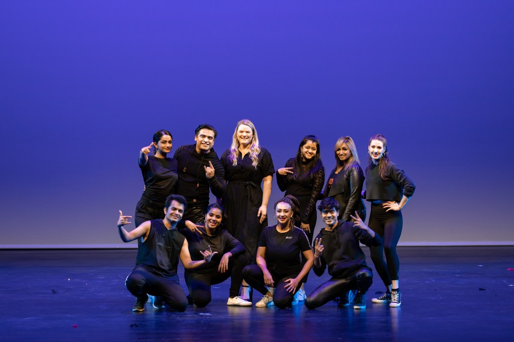 Classes – Bindaas Bollywood Dance Company